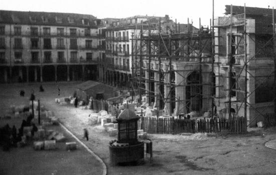 Valladolid - Web - MONUMENTOS Y EDIFICIOS - AYUNTAMIENTO